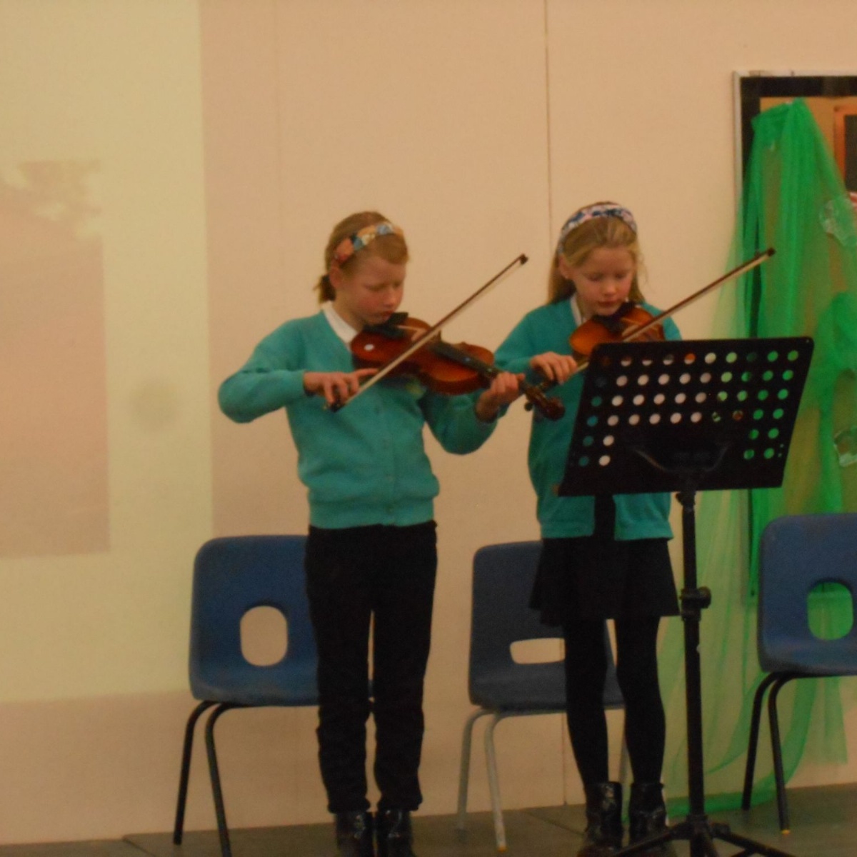 Ashfield Primary School - Christmas Instrument Concerts